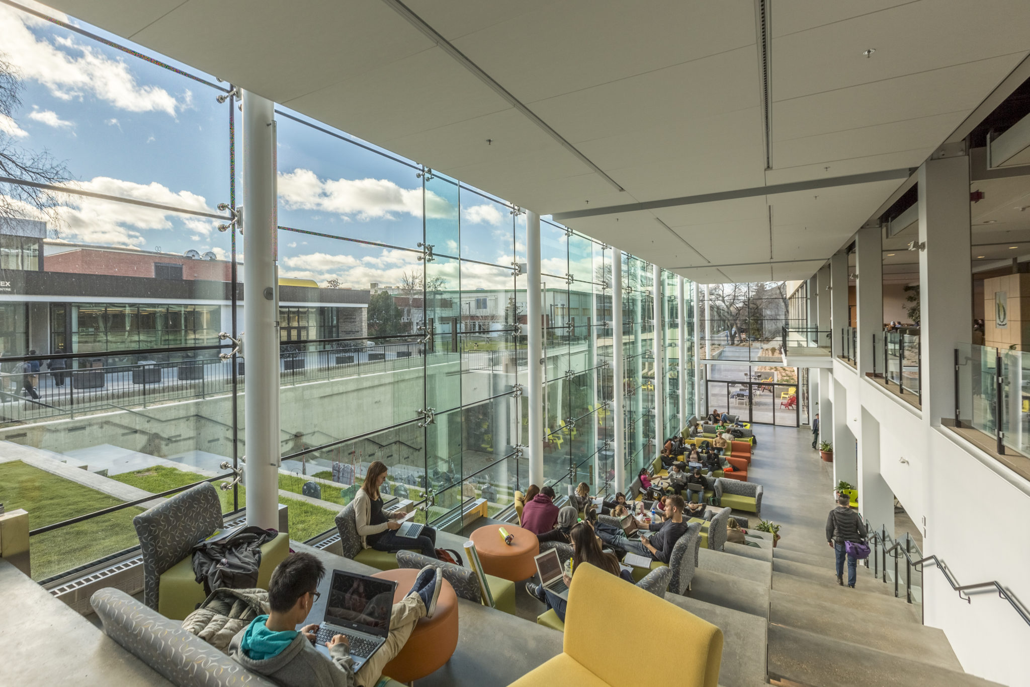University of Alberta - Students' Union Building - Structural Glass ...
